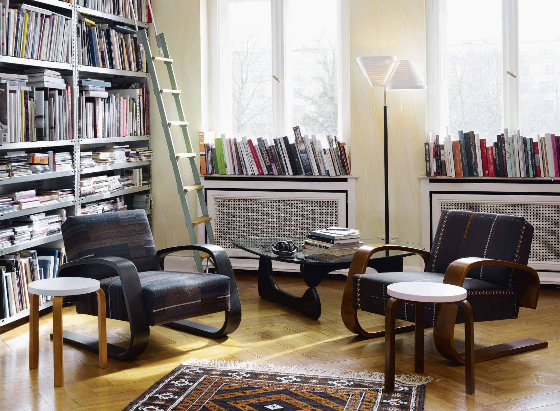 Artek, design finlandais à Biarritz - Kazuo, mobilier design ...